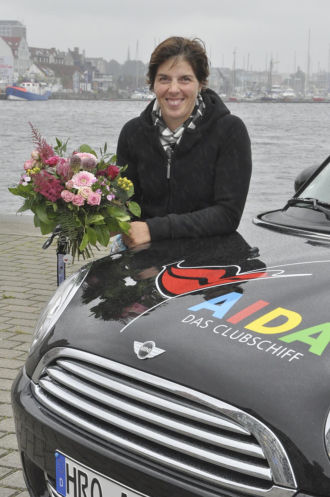 AIDA und Olymp Club Rostock unterstützen Weltklasseruderin Marie-Louise ...