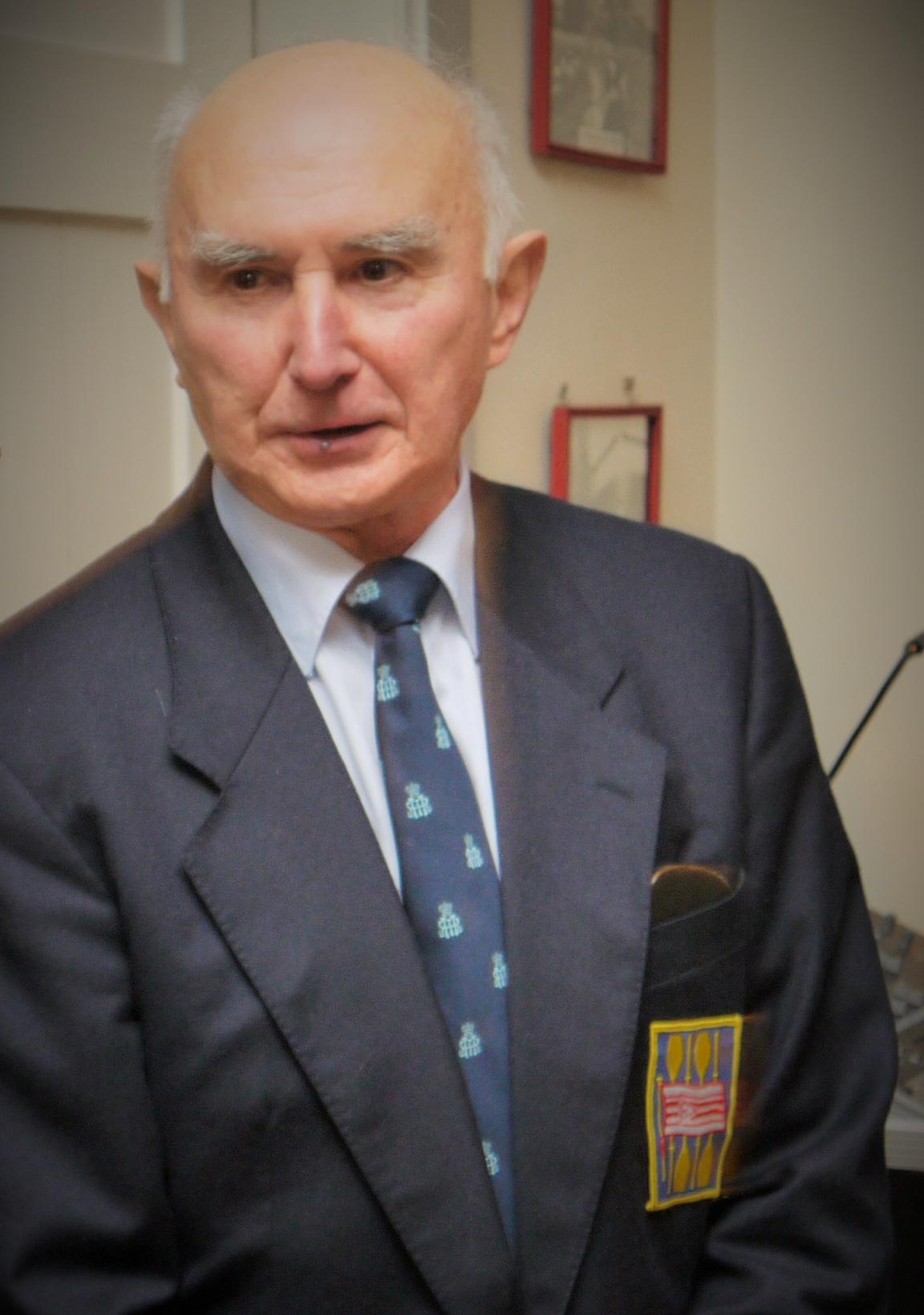 Nachruf zu Tod von Achim Hill / rudern.de