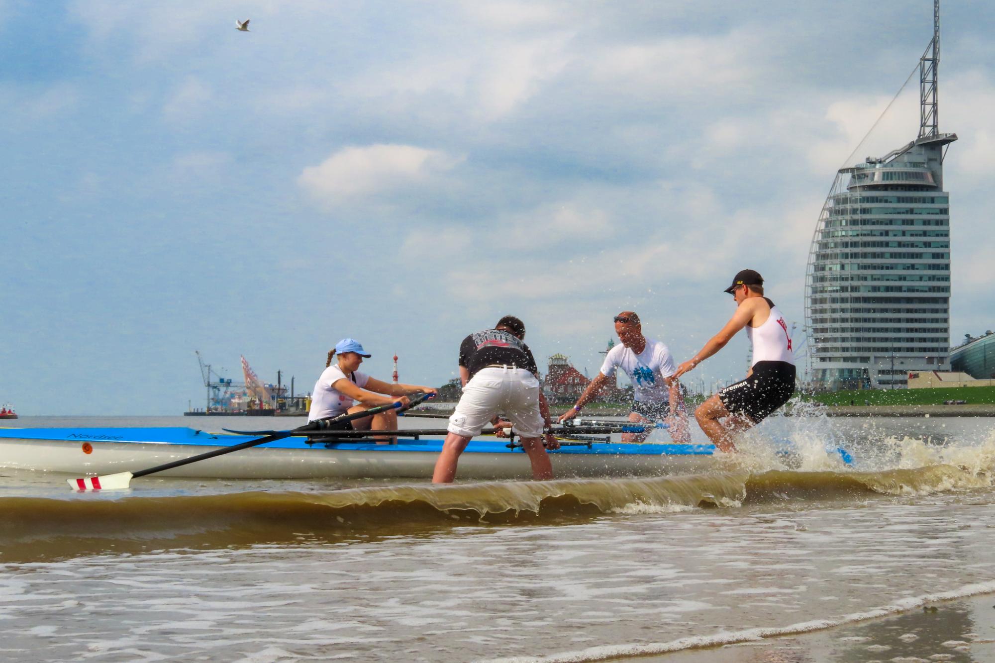 2. Coastal Rowing Regatta Bremerhaven: Beach-Feeling, sonnige Stimmung ...