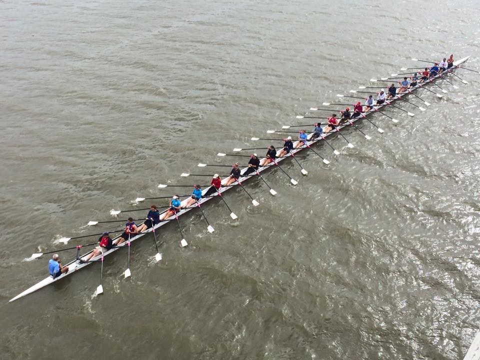 Zwölf Plätze im längsten Ruderboot der Welt | rudern.de