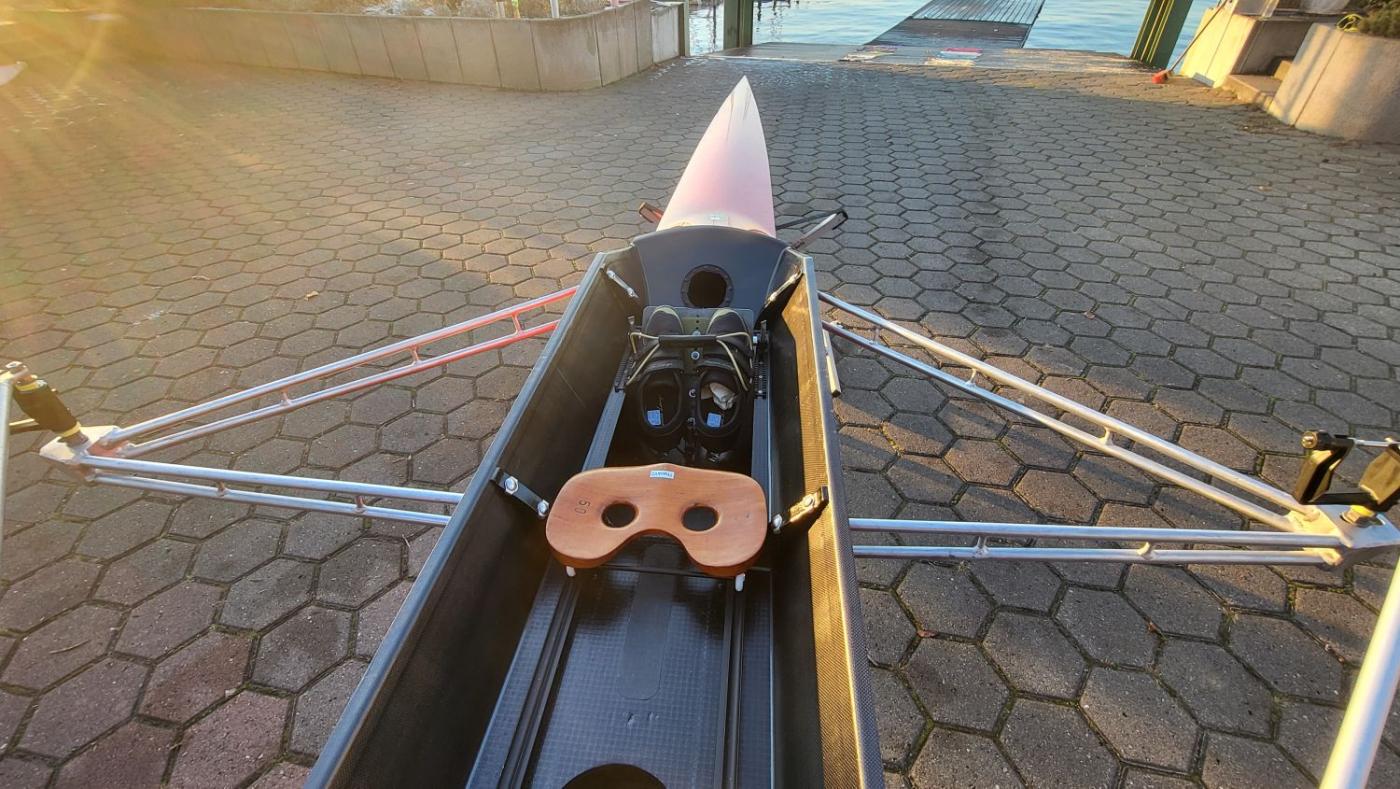BBG 2x Rennzweier – Voll-Carbon-Ausbau | rudern.de