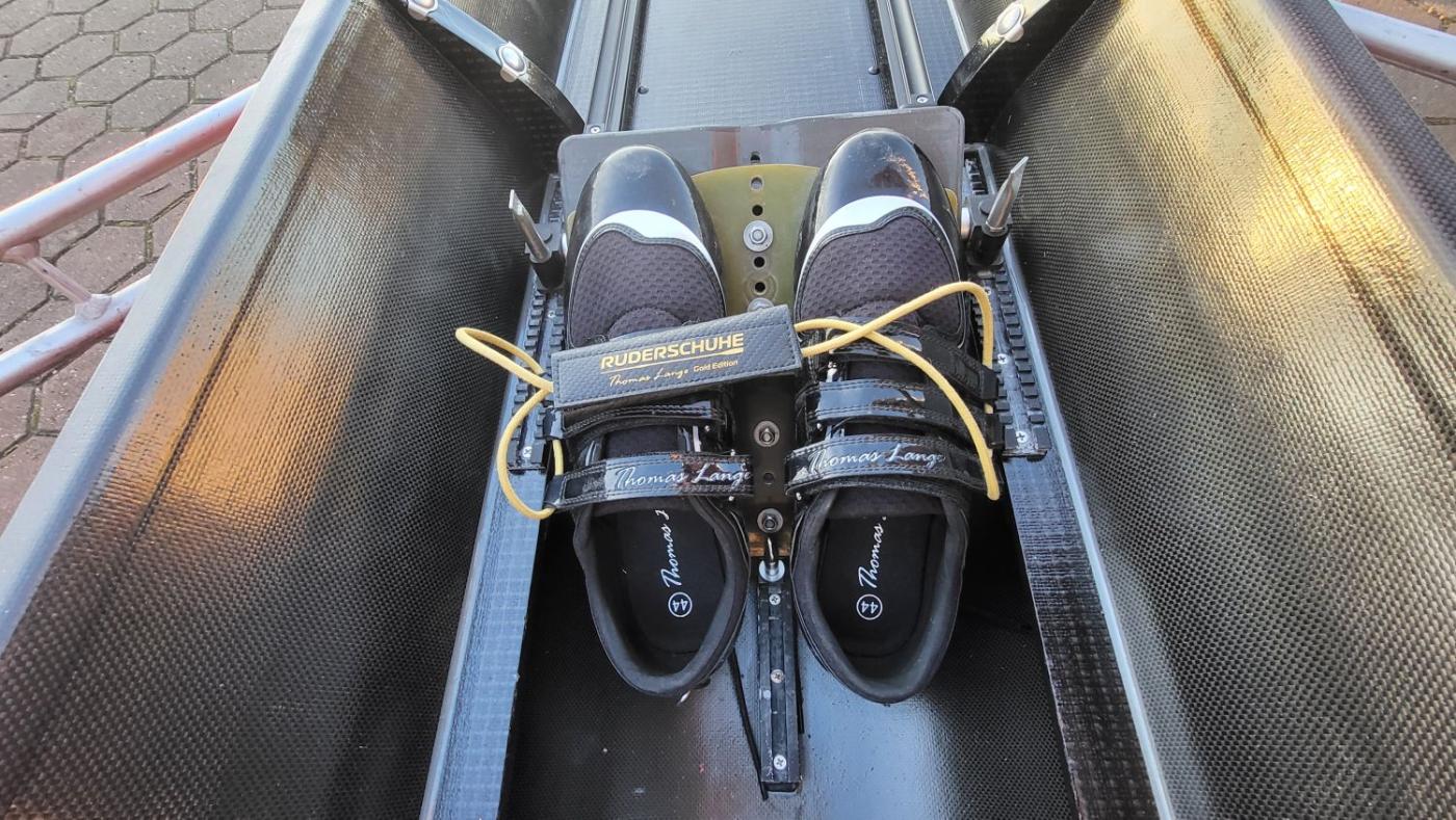 BBG 2x Rennzweier – Voll-Carbon-Ausbau | rudern.de